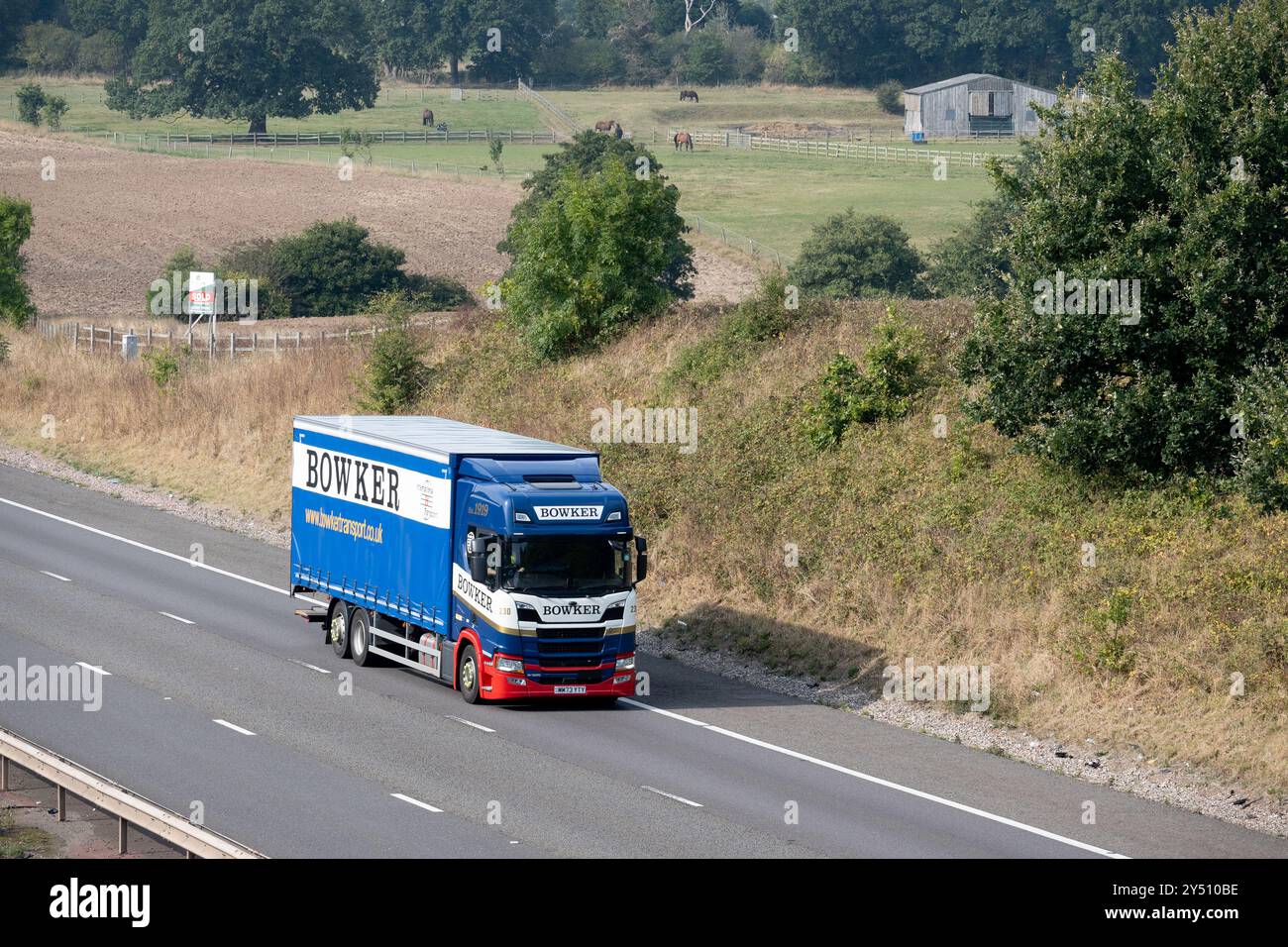 Bowker transport hi-res stock photography and images - Alamy
