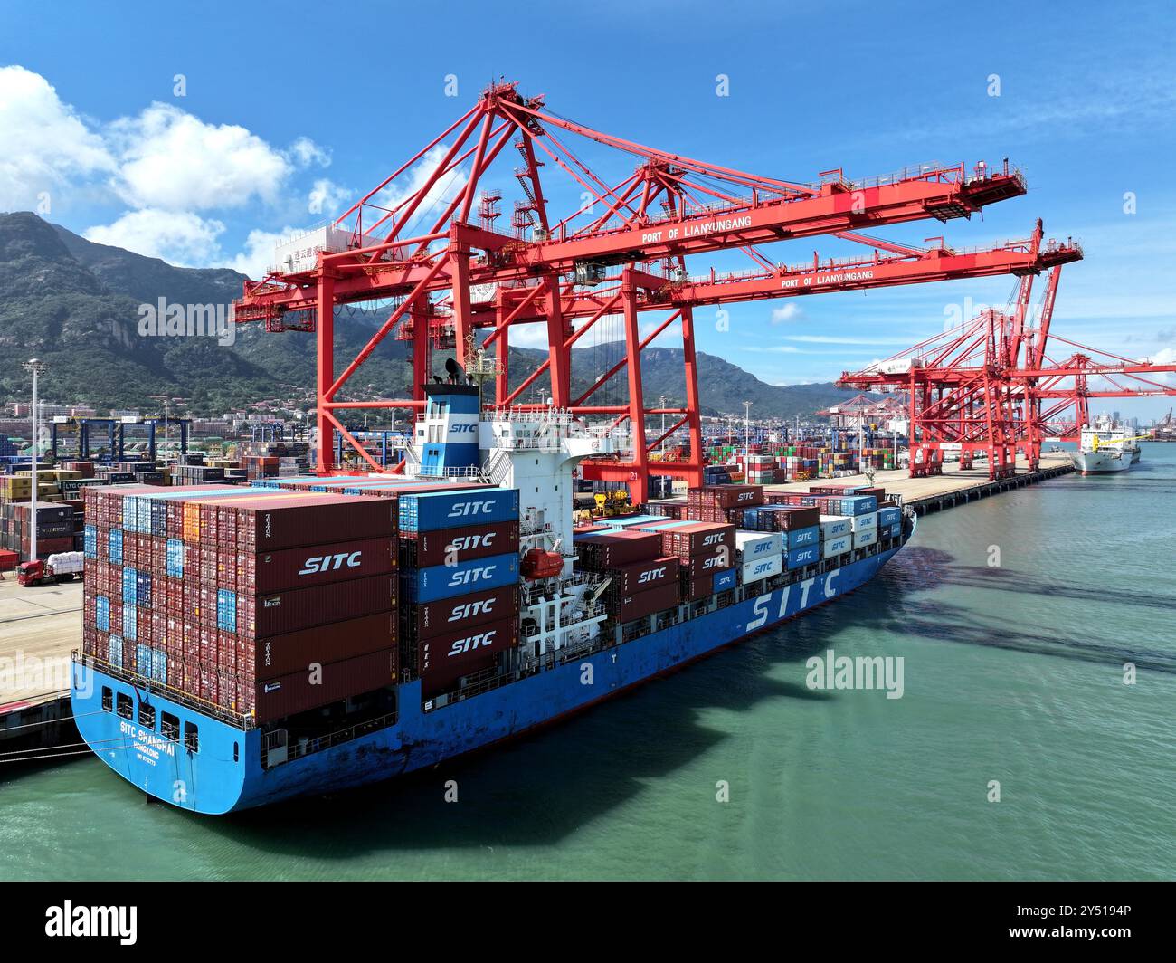 Aerial photo shows the busy container terminal at Lianyungang Port in ...