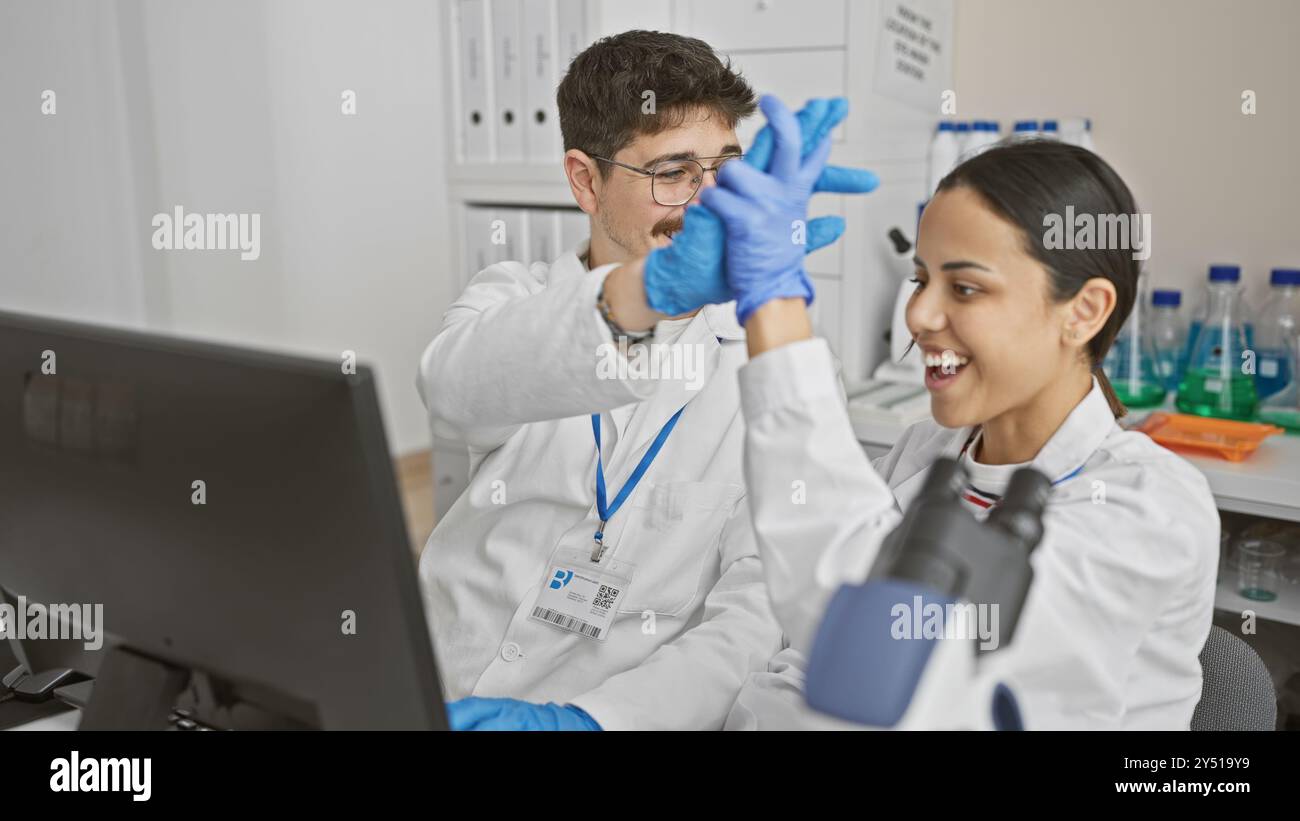 Scientists research staff in pharmaceutical hi-res stock photography ...