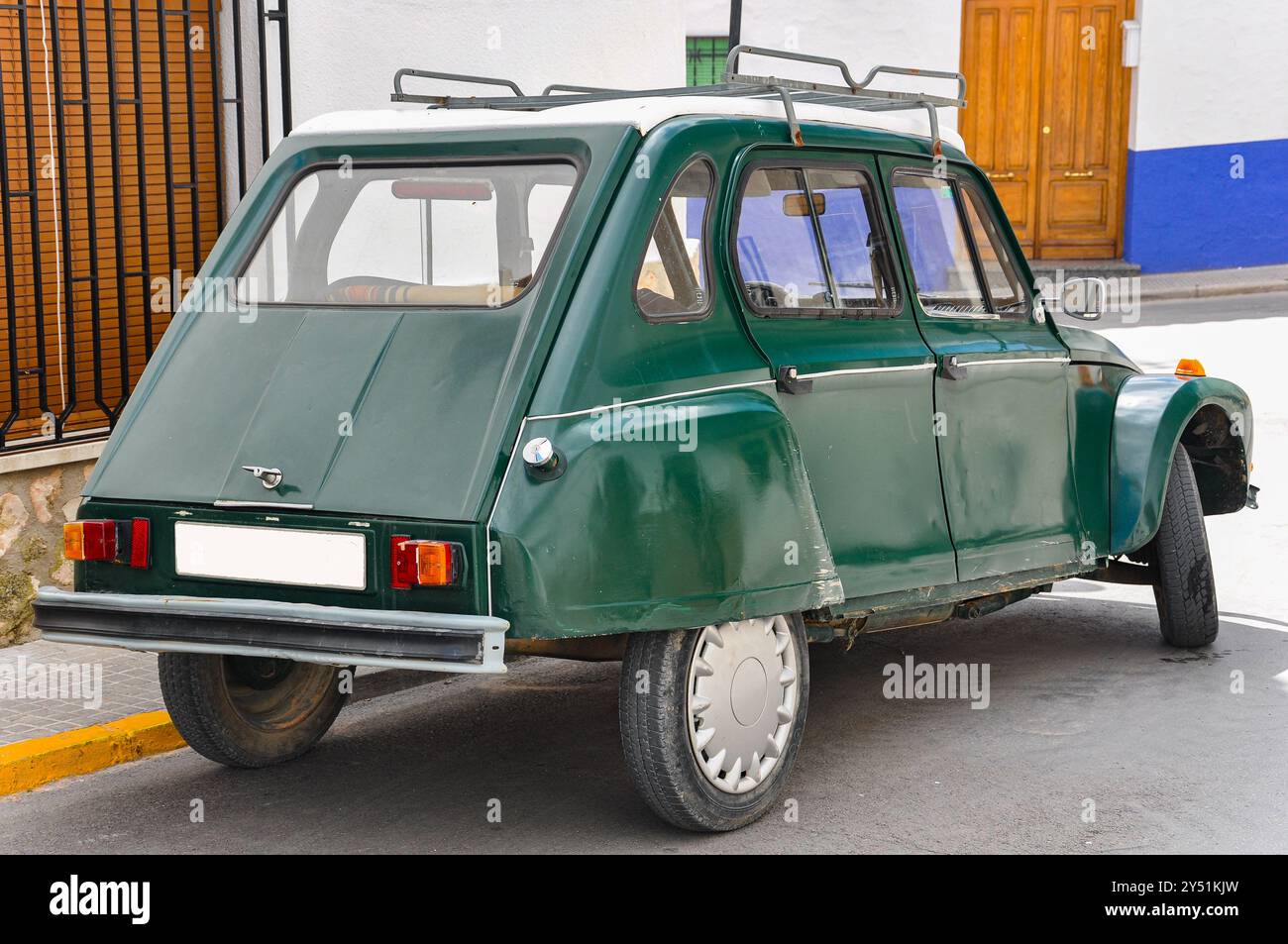 Automotive and transport history, Vintage passenger car model marketed ...