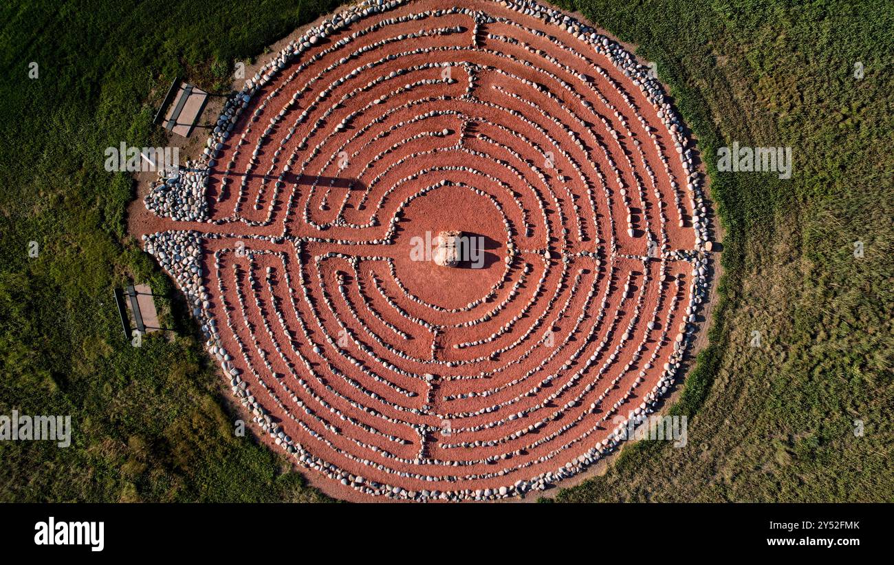 Birds eye of Labyrinth circle made with rocks Stock Photo - Alamy