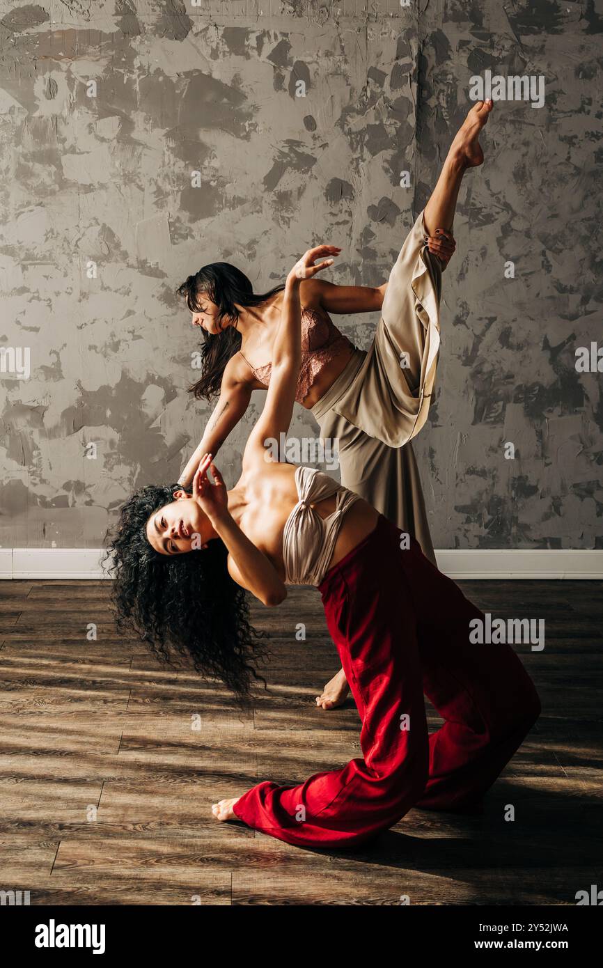 Synchronized floor hi-res stock photography and images - Alamy