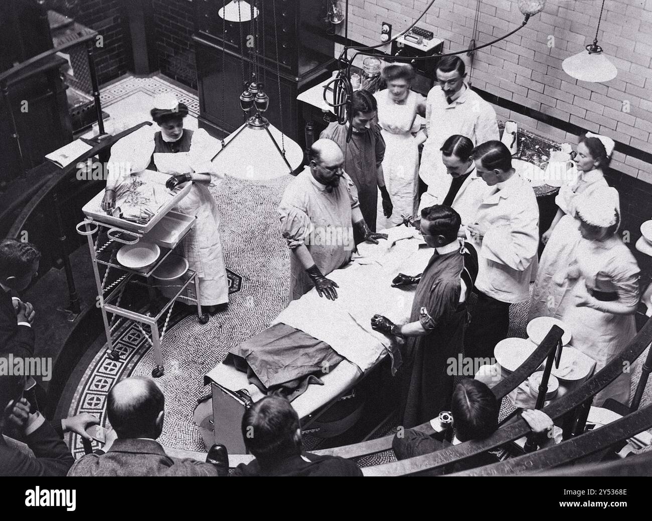 Charing Cross Hospital: Stanley Boyd in the old operating theatre ...