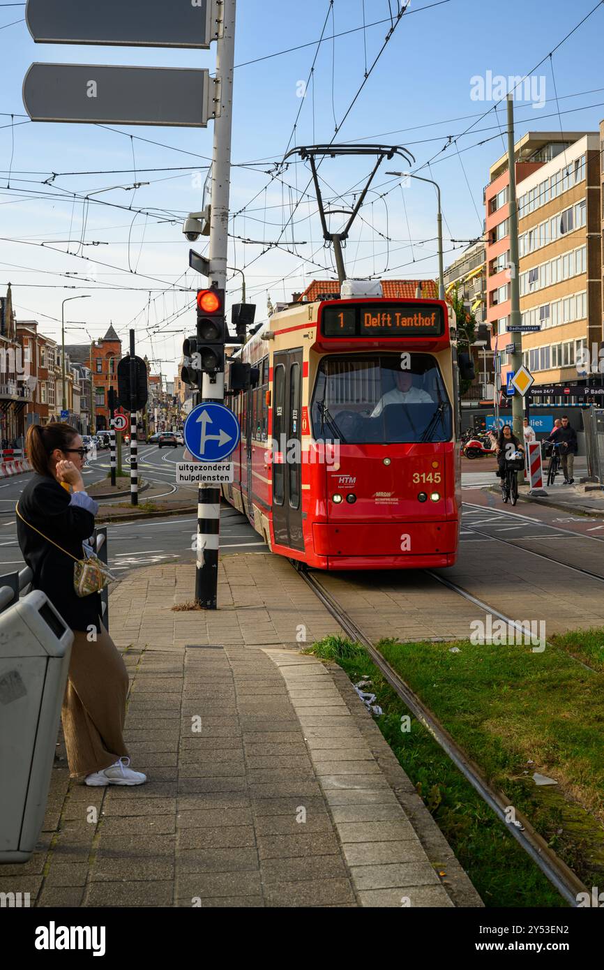 An HTM tram arriving at the Duinstraat tram stop, Den Haag, The ...