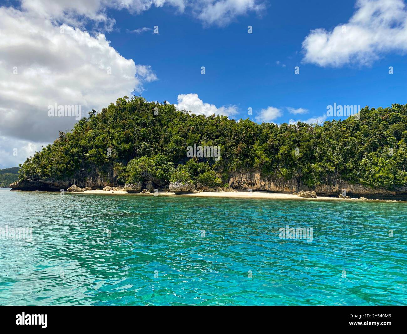 Sandy beach in Sohoton cove. Bucas Grande. Philippines Stock Photo - Alamy