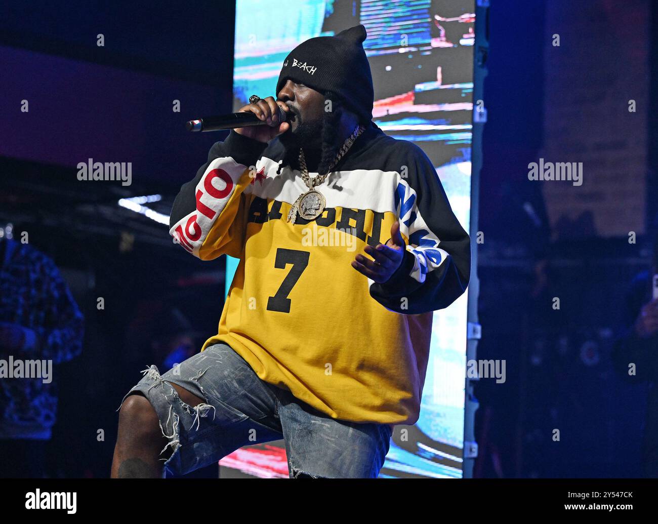 Every blue moon the tour hi-res stock photography and images - Alamy