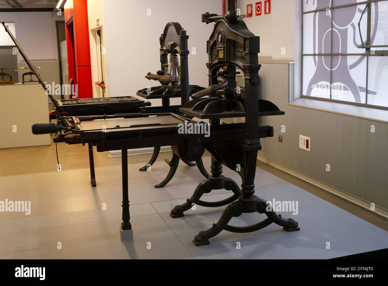 20th century printing machine, a printing device for professional ...
