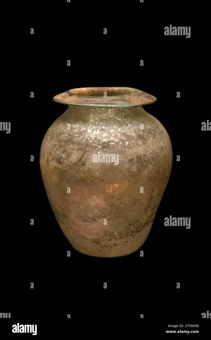 Roman vessel hi-res stock photography and images - Alamy