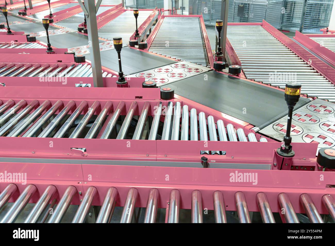 Automated Conveyor Belt Sorting Mechanism in a Logistics Center ...