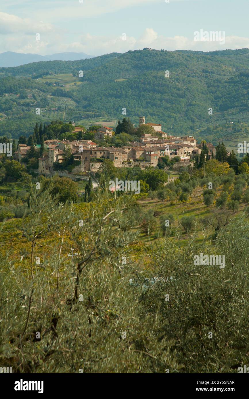The ancient fortified village of Montefioralle, Greve in Chianti ...