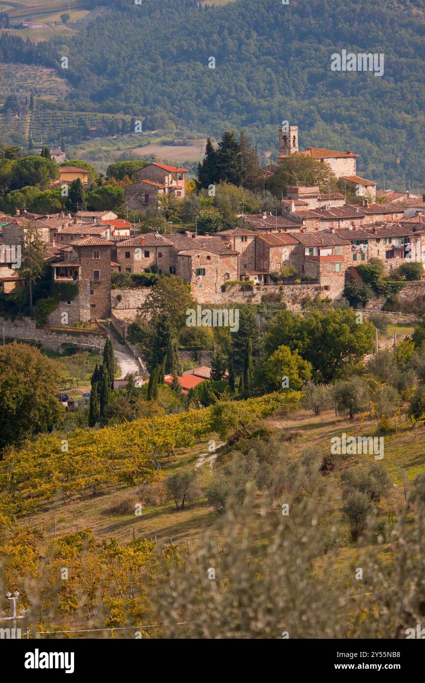 The ancient fortified village of Montefioralle, Greve in Chianti ...