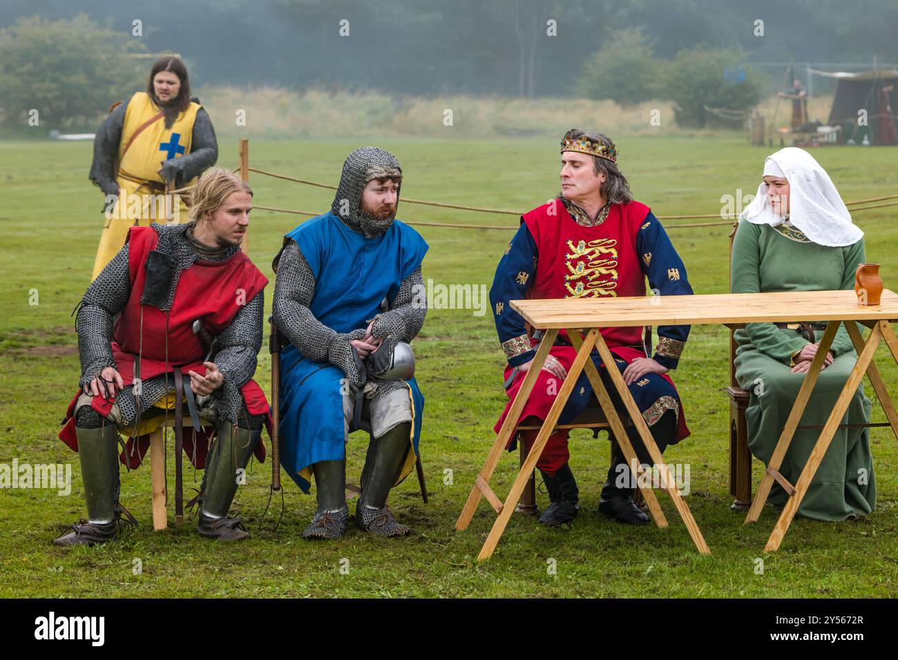 Re-enactors in Medieval costume play King Edward I at Siege of Dirleton ...