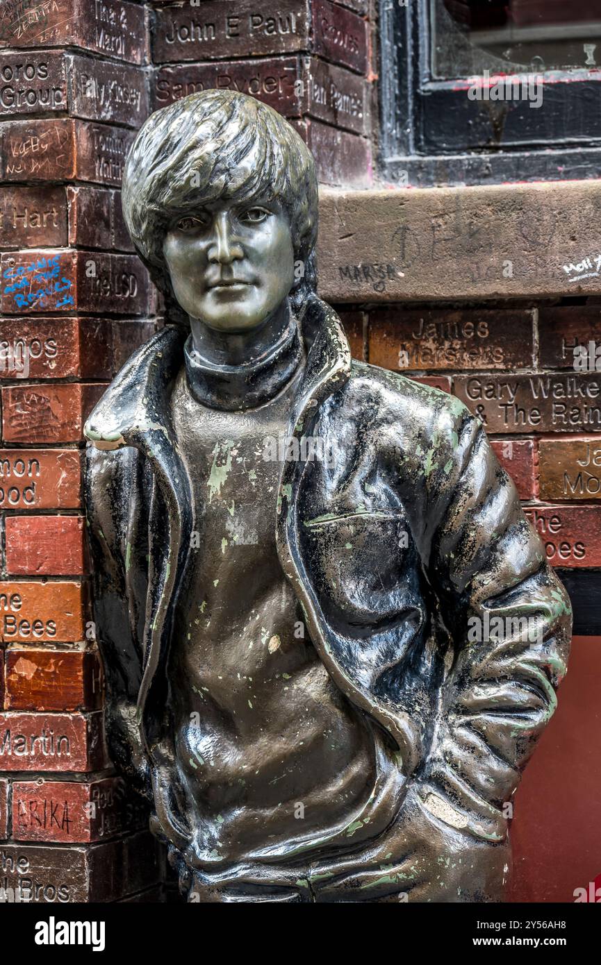 Statue of musician song writer John Lennon at the entrance to Liverpool ...