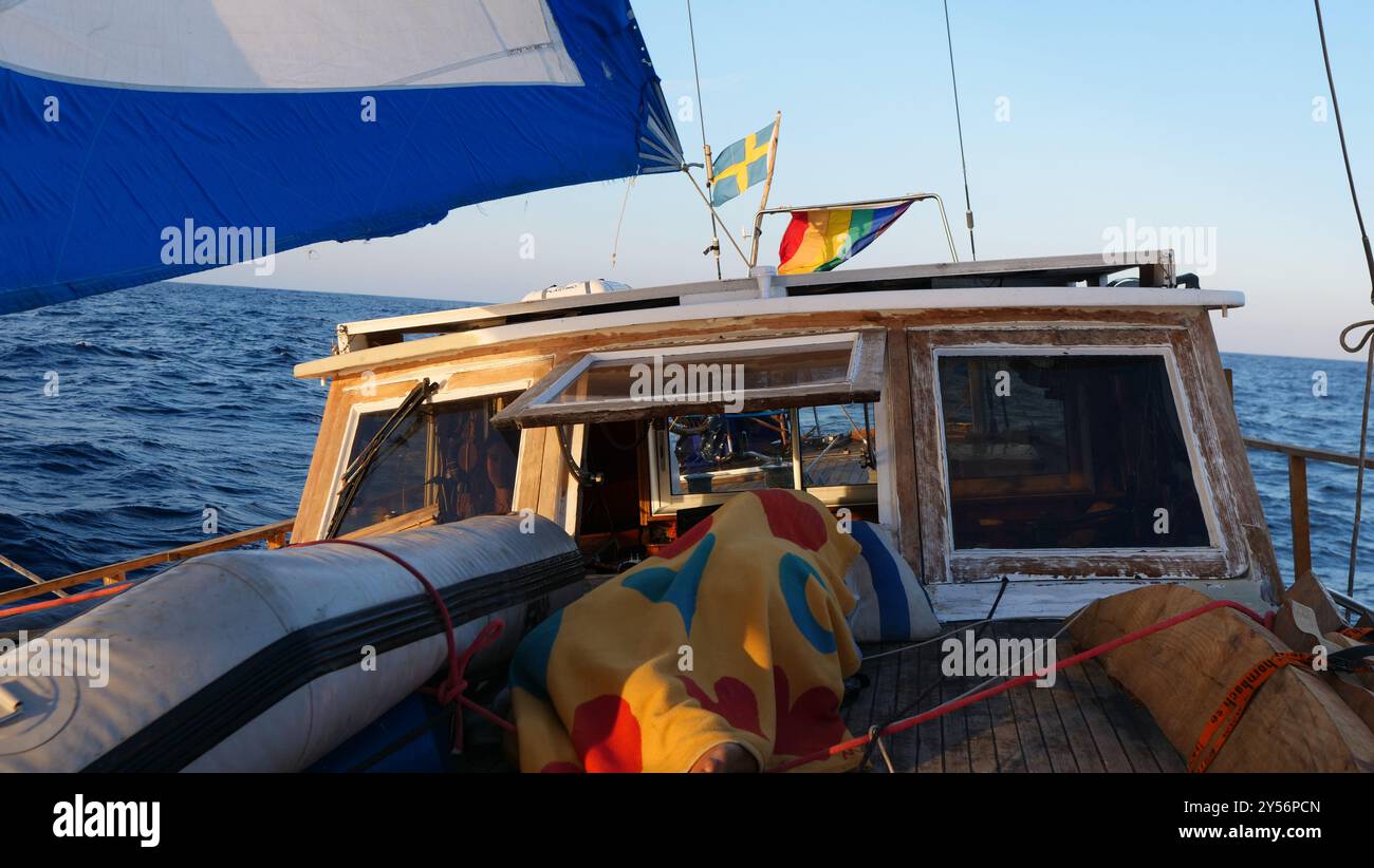 On the middle of the ocean Stock Photo - Alamy