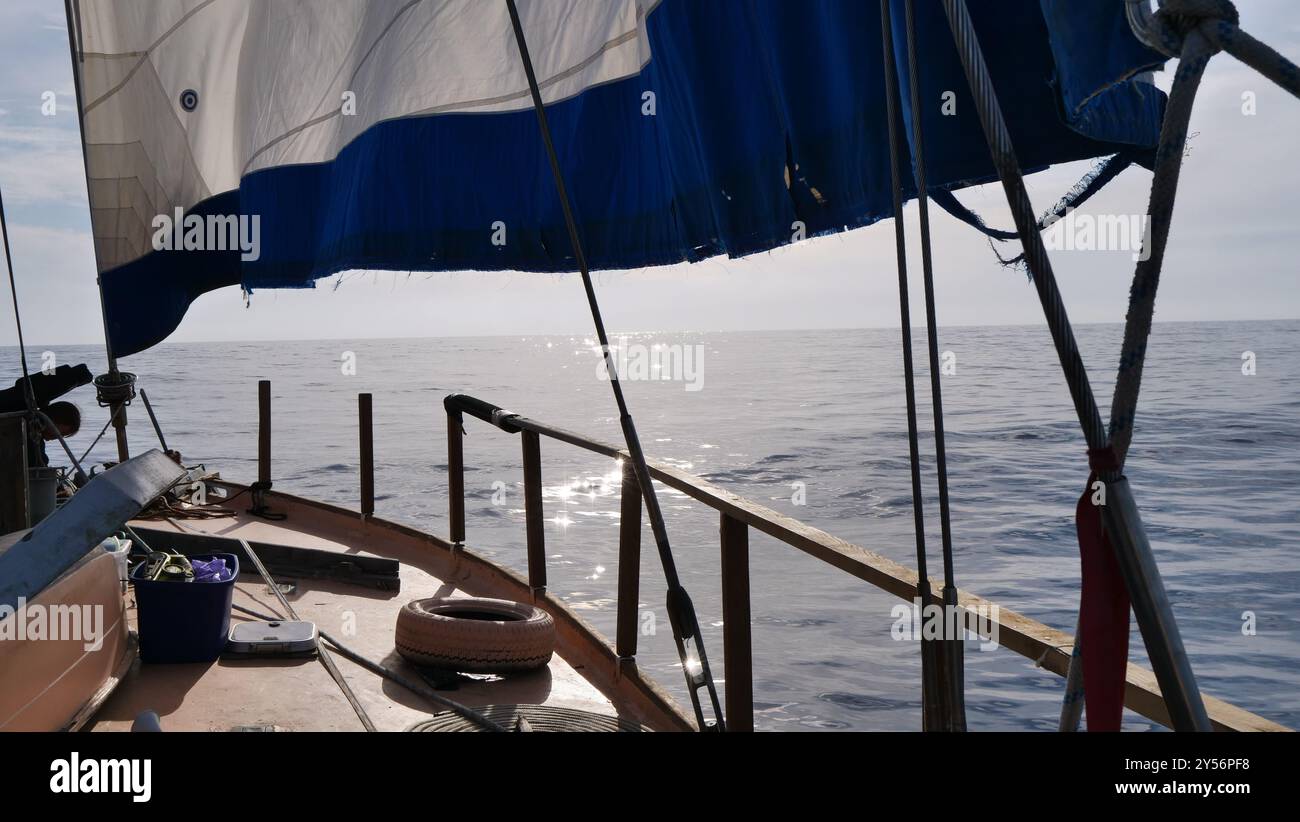On the middle of the ocean Stock Photo - Alamy