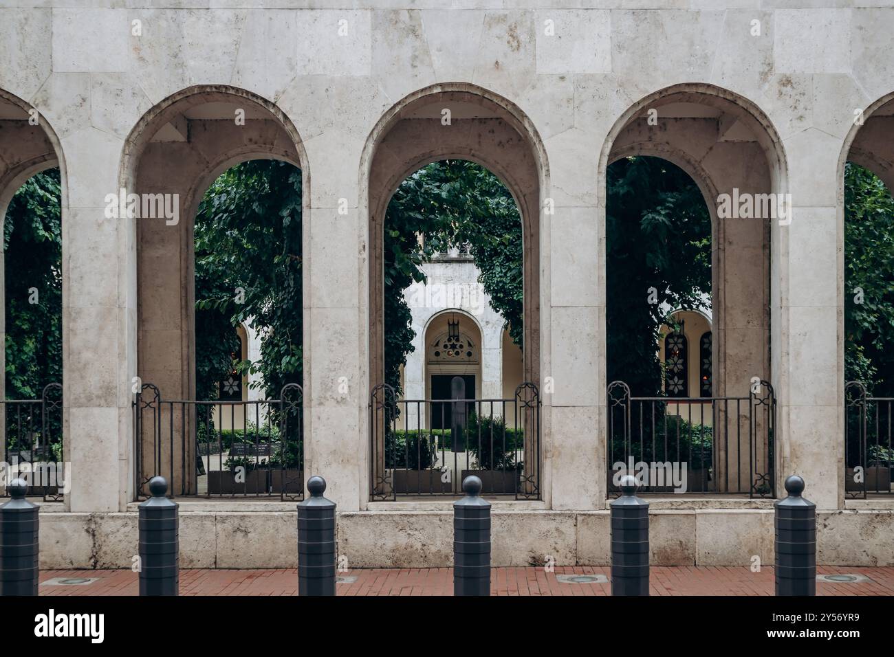 The Dohany Street Synagogue, also known as the Great Synagogue or ...