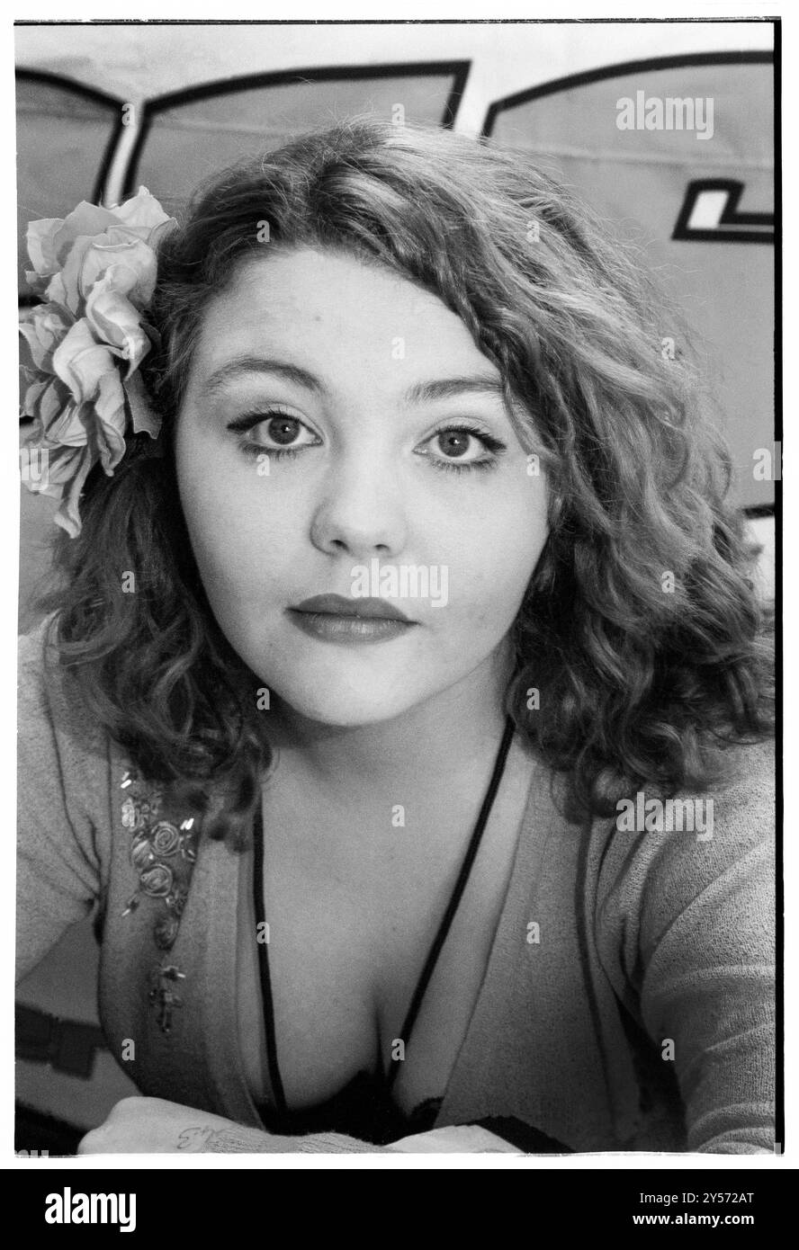 Eye catchy photo hi-res stock photography and images - Alamy