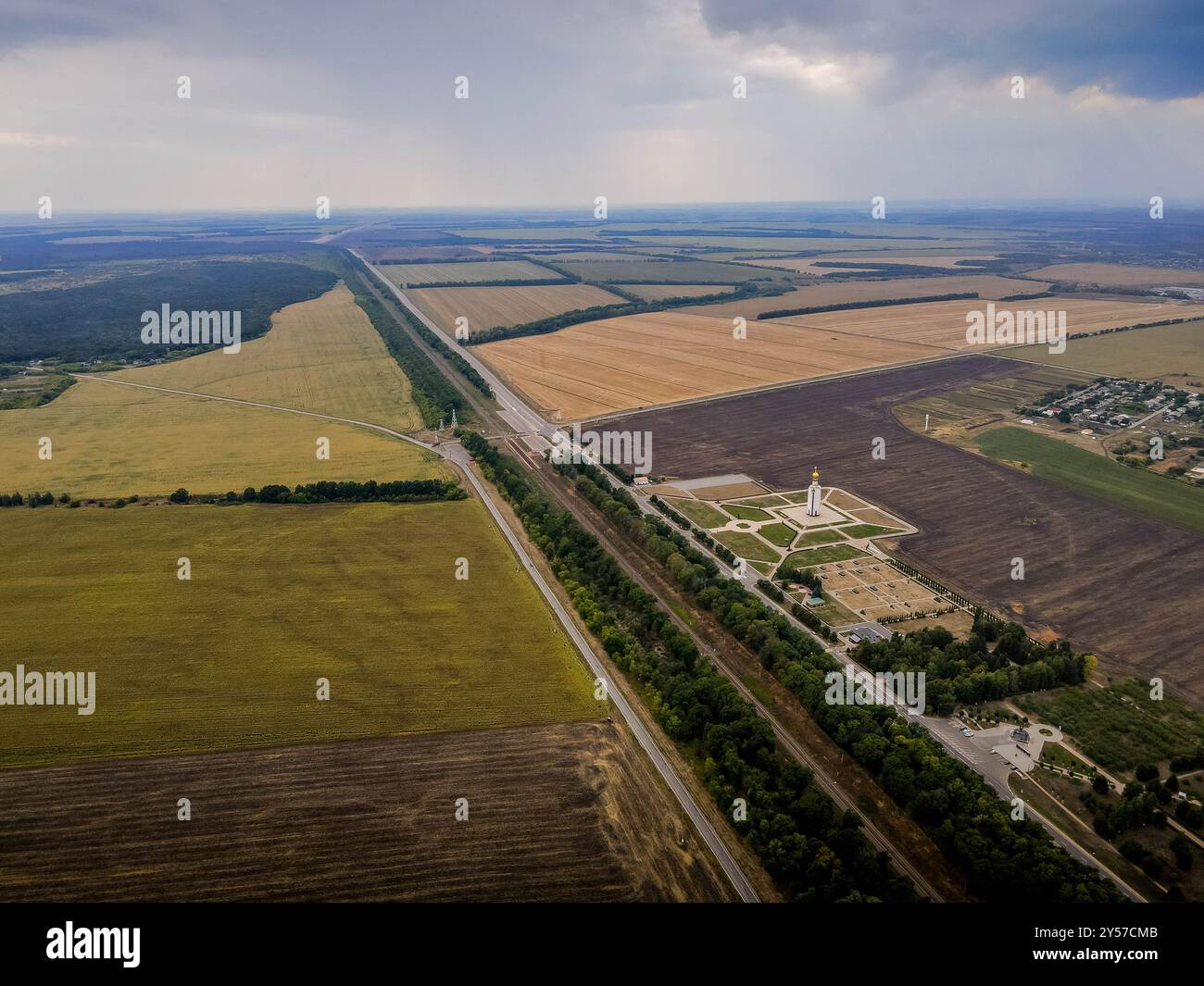 The road between the agricultural land and farms at Kursk and Belgorod ...