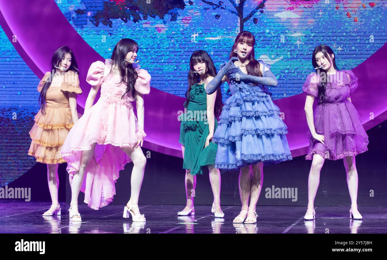 20 Sep 2024 - Seoul, South Korea : (L to R) Chanelle, Yewon, Keena ...