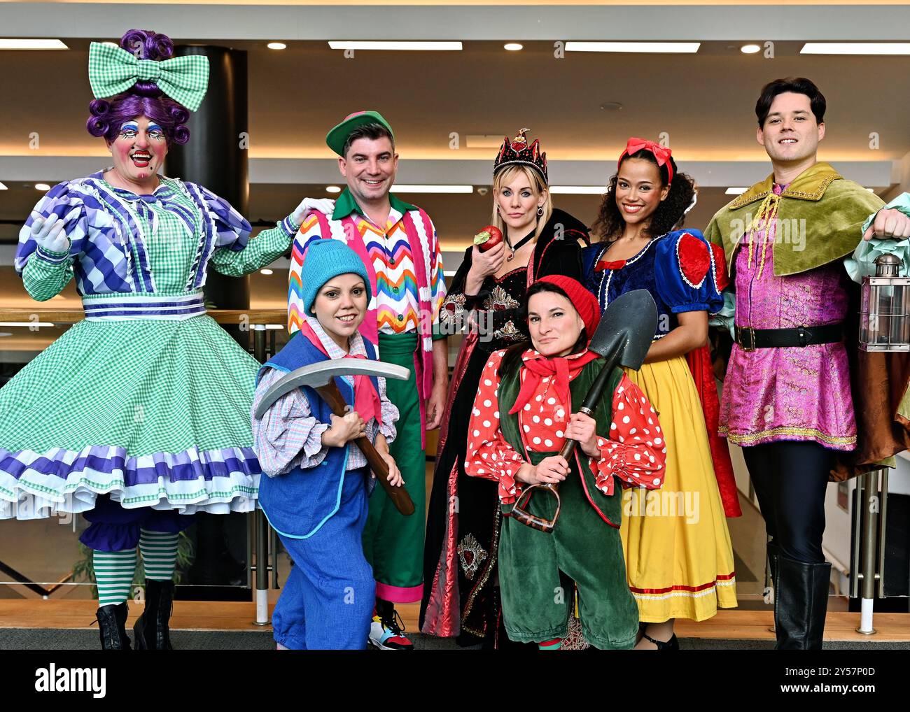 LONDON, ENGLAND: 19th September 2024: Maria Popska and Kate Meczynksa ...