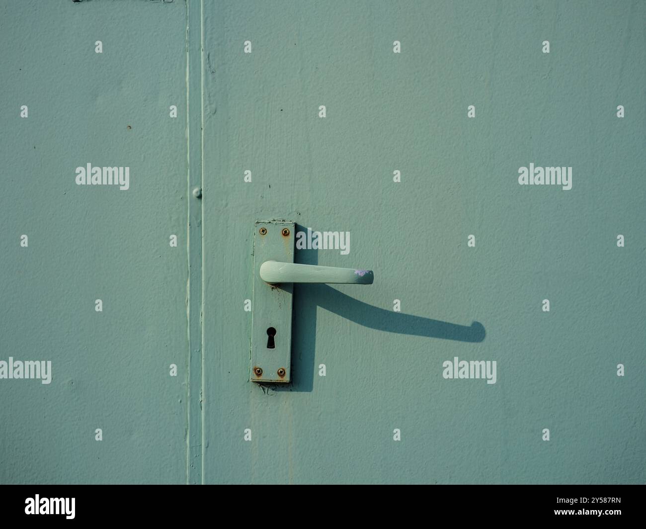 SHAPES sHADOWS OBJECTS COLOUR OBSCURE ITEMS Stock Photo - Alamy