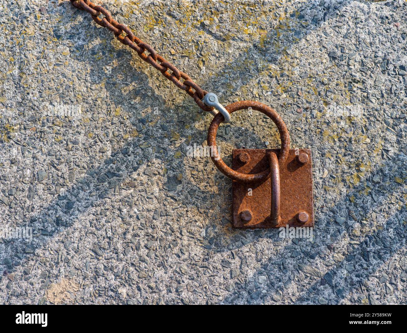 SHAPES sHADOWS OBJECTS COLOUR OBSCURE ITEMS Stock Photo - Alamy