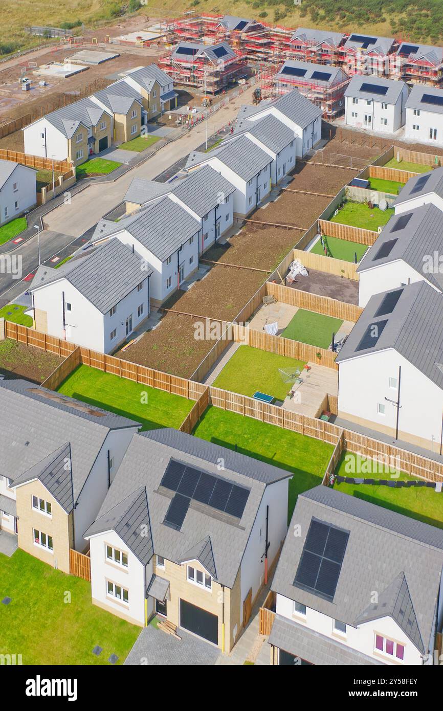 New housing development at Dargavel in Bishopton Stock Photo - Alamy