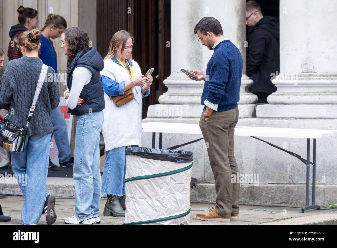 Anthony Bailey Commences Filming on Jurassic Park Stock Photo - Alamy