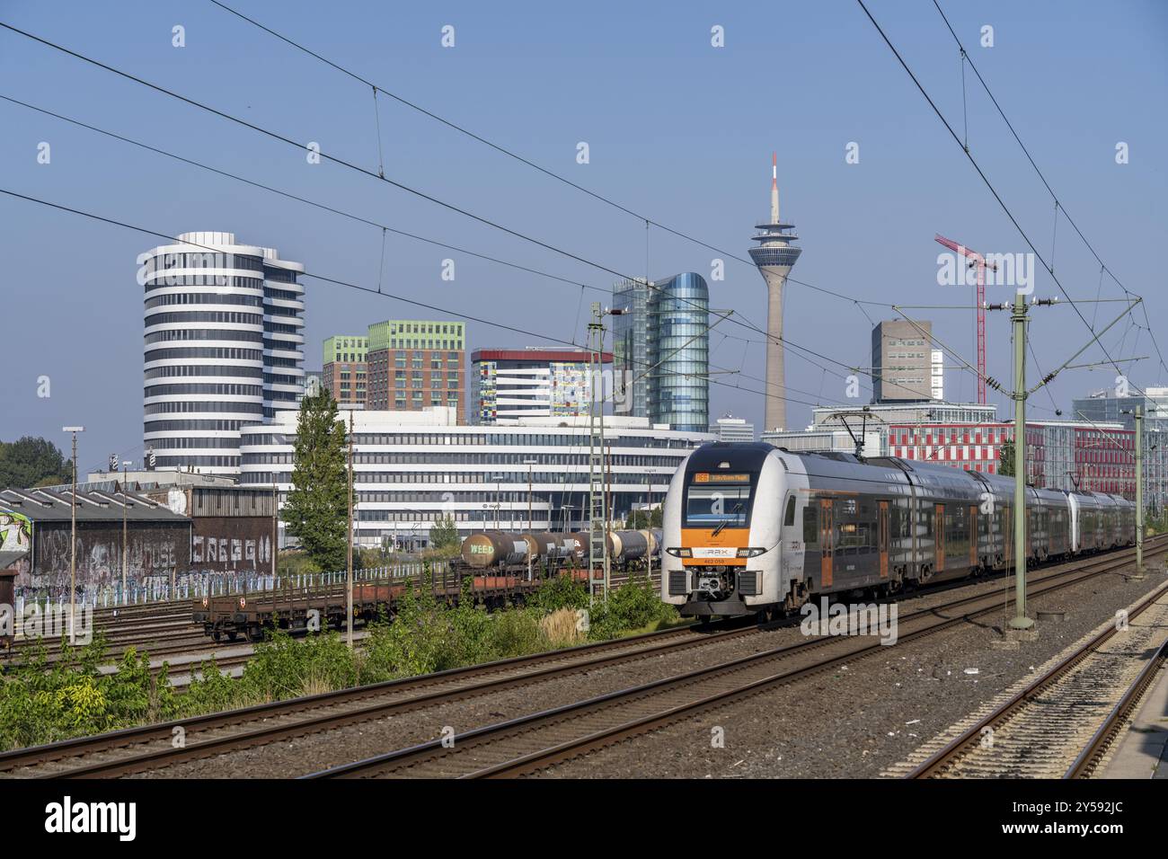 Regional express RE6 to Cologne, RRX, Rhine-Ruhr Express, Duesseldorf ...