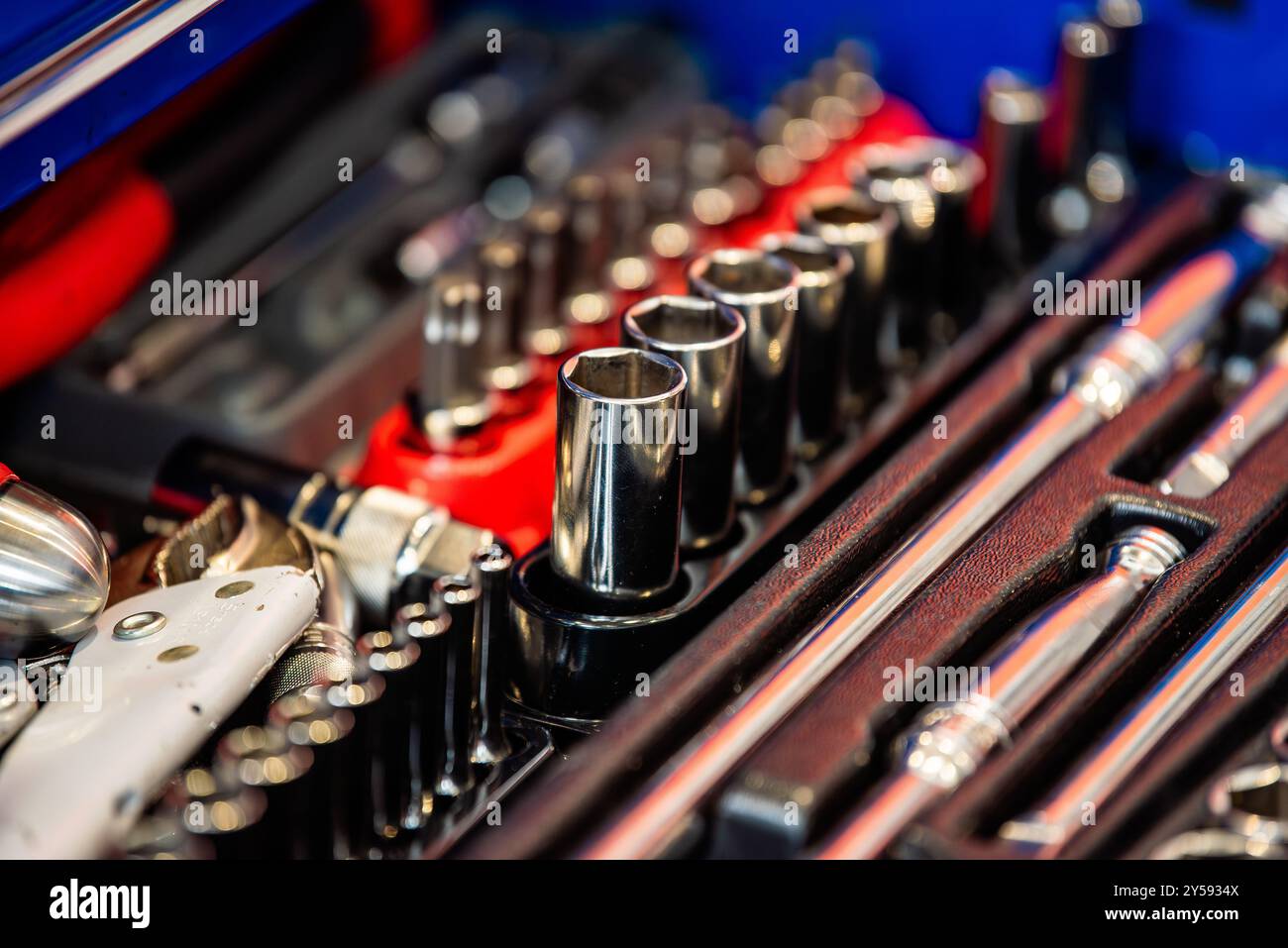 Car repair tools in a mechanic's garage Stock Photo - Alamy