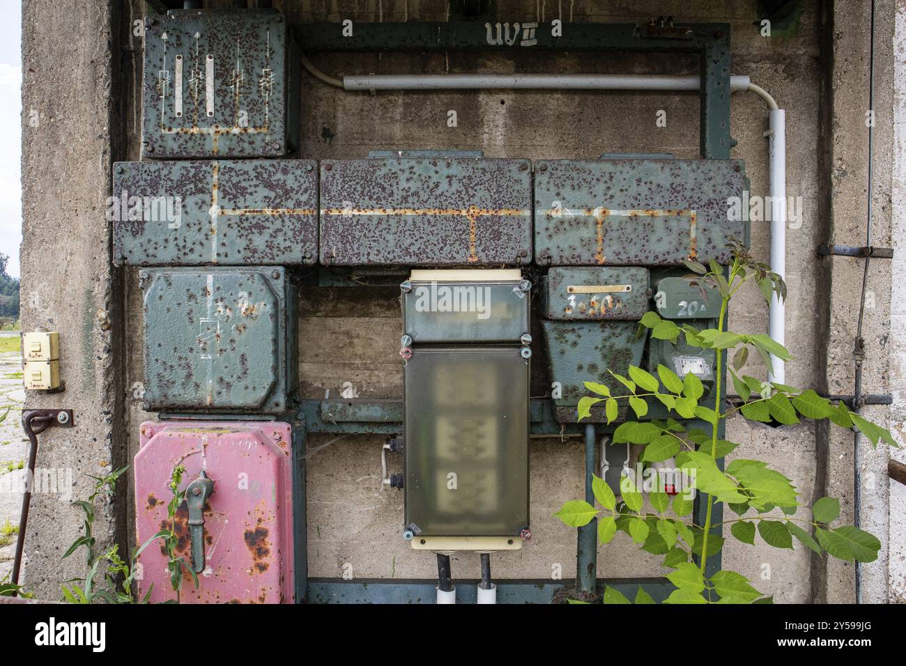 Old electrical power distribution outside Stock Photo - Alamy