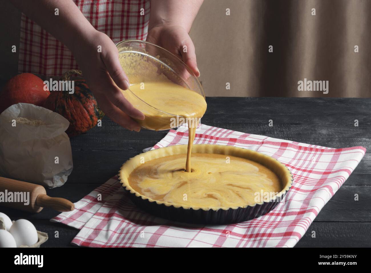 Woman cooking pie savoury hi-res stock photography and images - Alamy