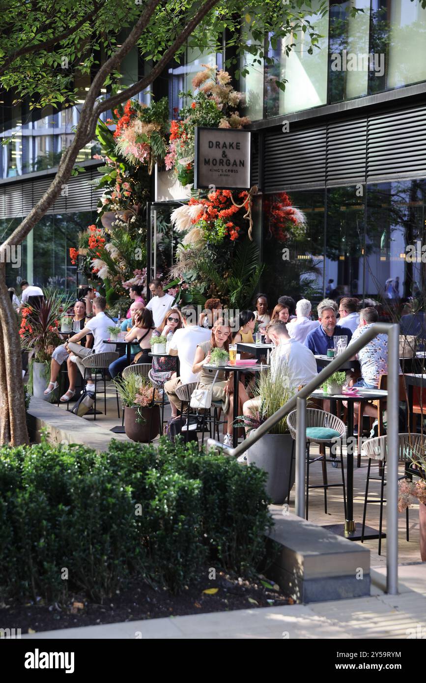 Drake & Morgan Kings Cross bar & grill on Pancras Square in north ...