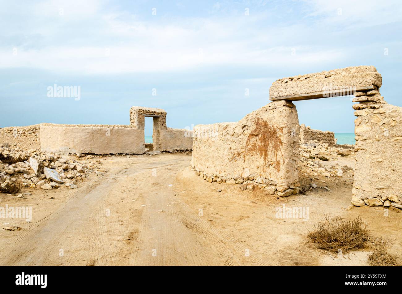 Ruins of an ancient fishing village at Al Ruwais, Qatar Stock Photo - Alamy