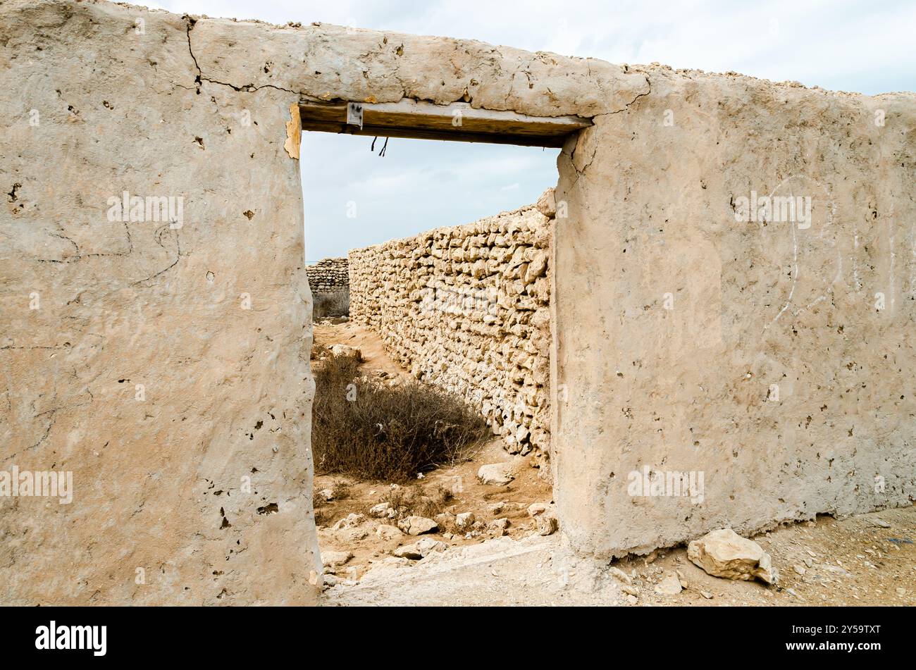 Ruins of an ancient fishing village at Al Ruwais, Qatar Stock Photo - Alamy