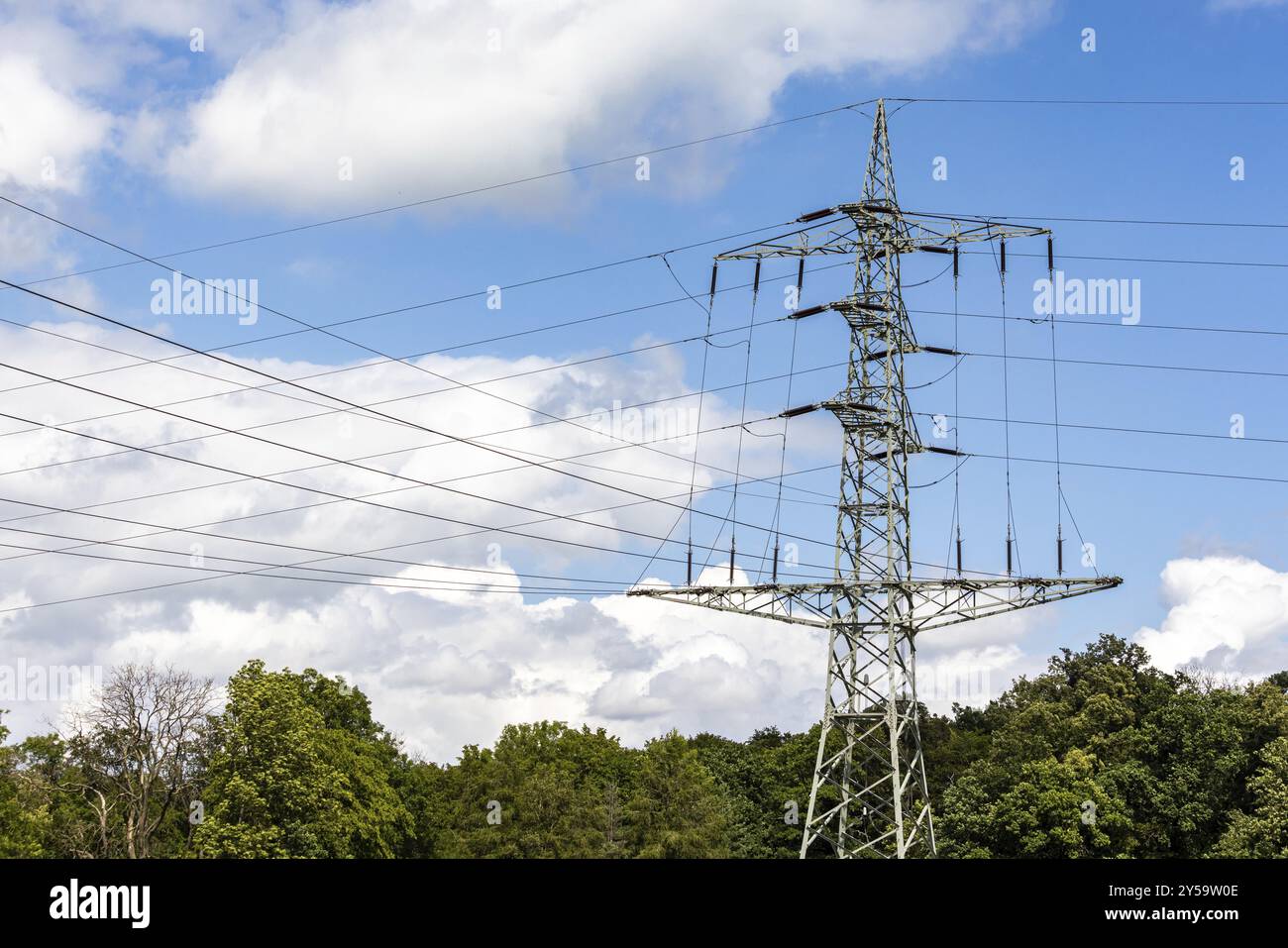 Power transmission High-voltage line Overhead line Stock Photo - Alamy