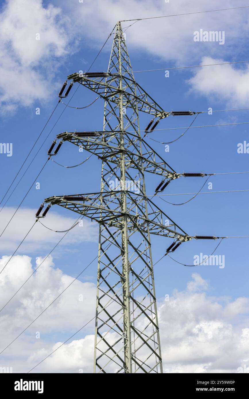Power transmission High-voltage line Overhead line Stock Photo - Alamy