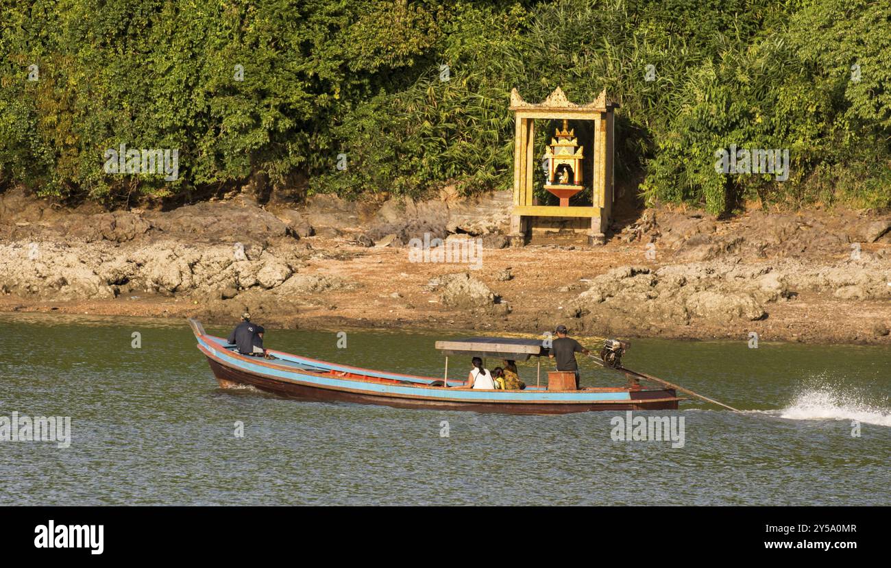 Long Tailed Boat, Myanmar, Asia Stock Photo - Alamy