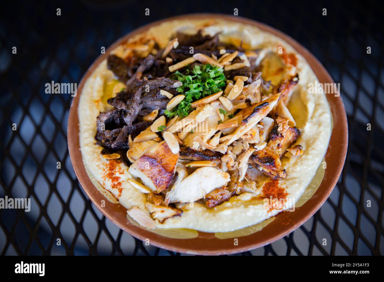 Traditional arabian shawarma chicken hi-res stock photography and ...