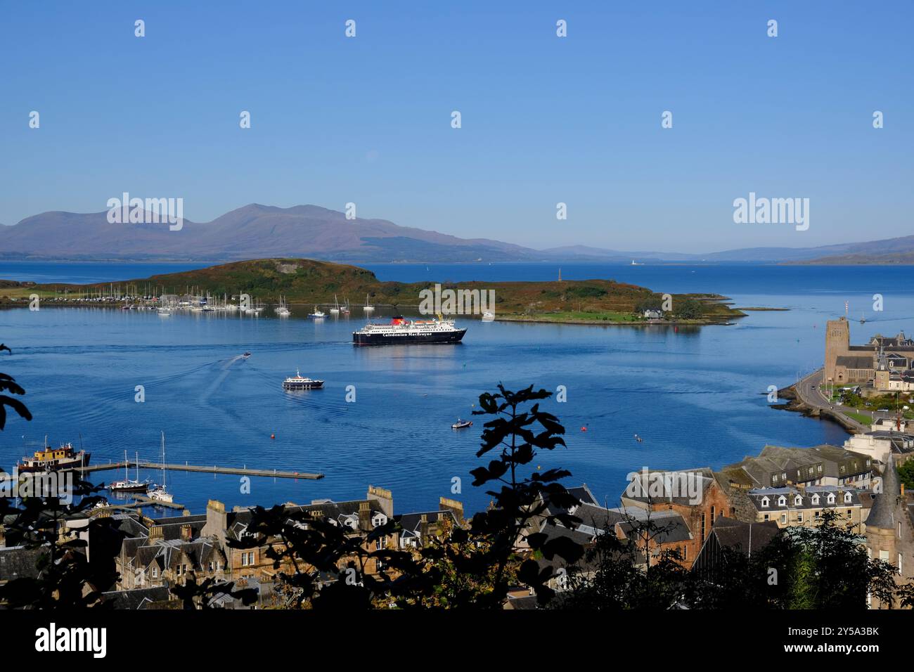 Oban, Scotland, UK. 20th Sep 2024. Glorious warm and sunny weather in ...