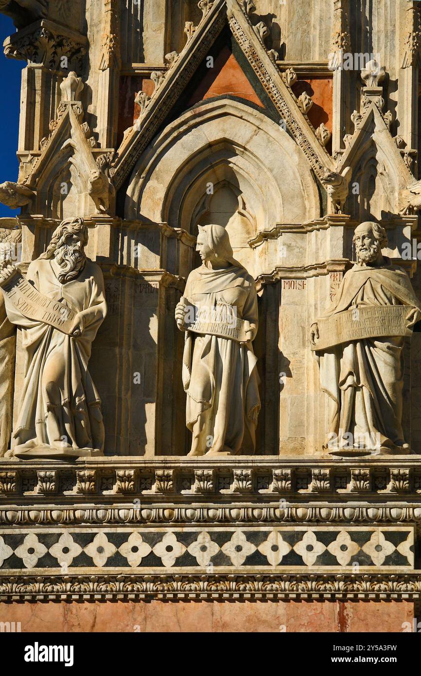 the beautiful Gothic Romanesque facade of the Cathedral of Santa Maria ...