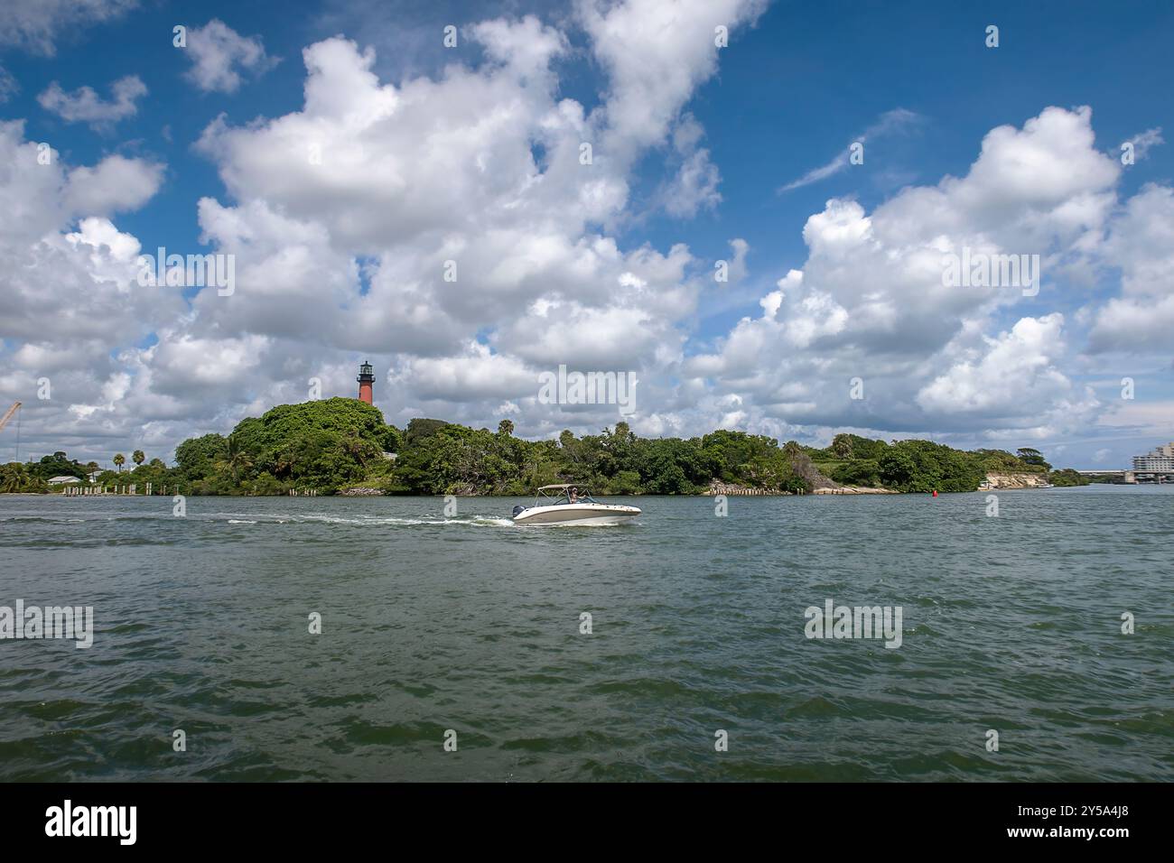 The Jupiter Inlet Lighthouse in Jupiter, Florida, USA Stock Photo - Alamy