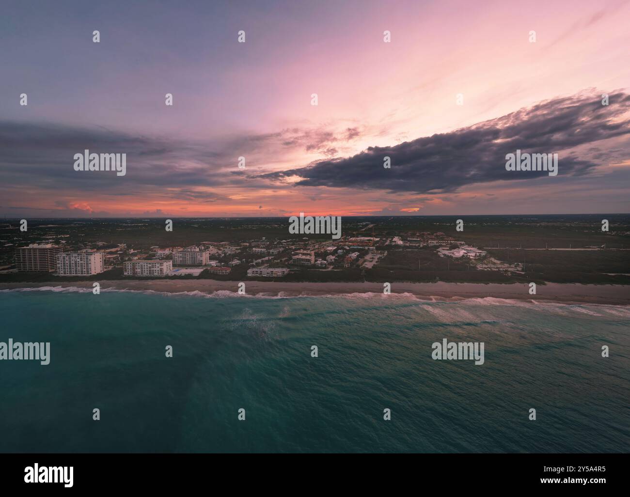A colourful sunrise over Juno Beach, Florida, USA Stock Photo - Alamy