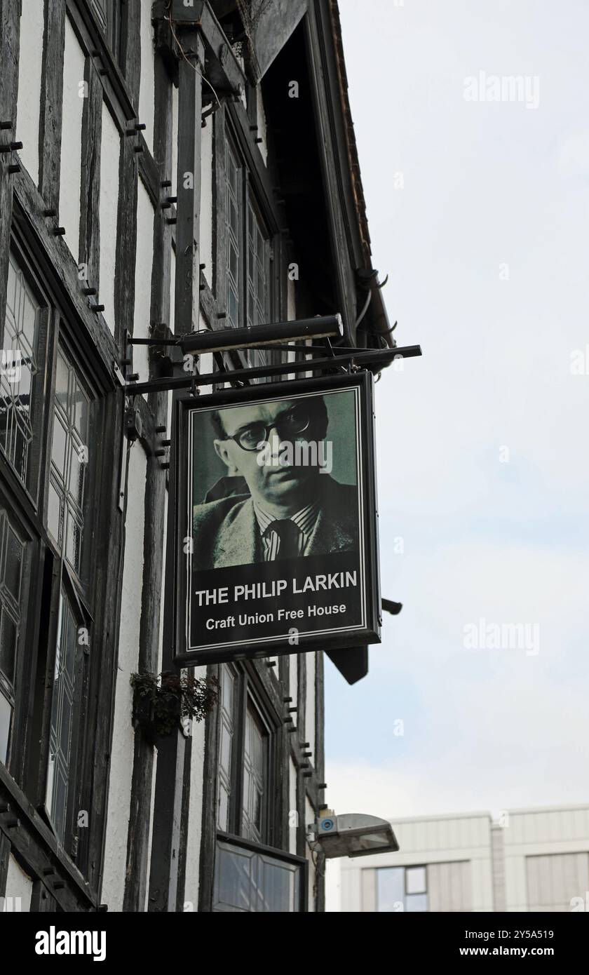 Philip larkin house hi-res stock photography and images - Alamy