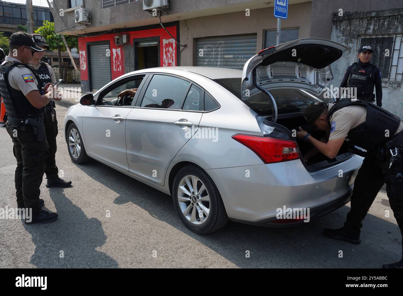 Control ferroviario hi-res stock photography and images - Alamy