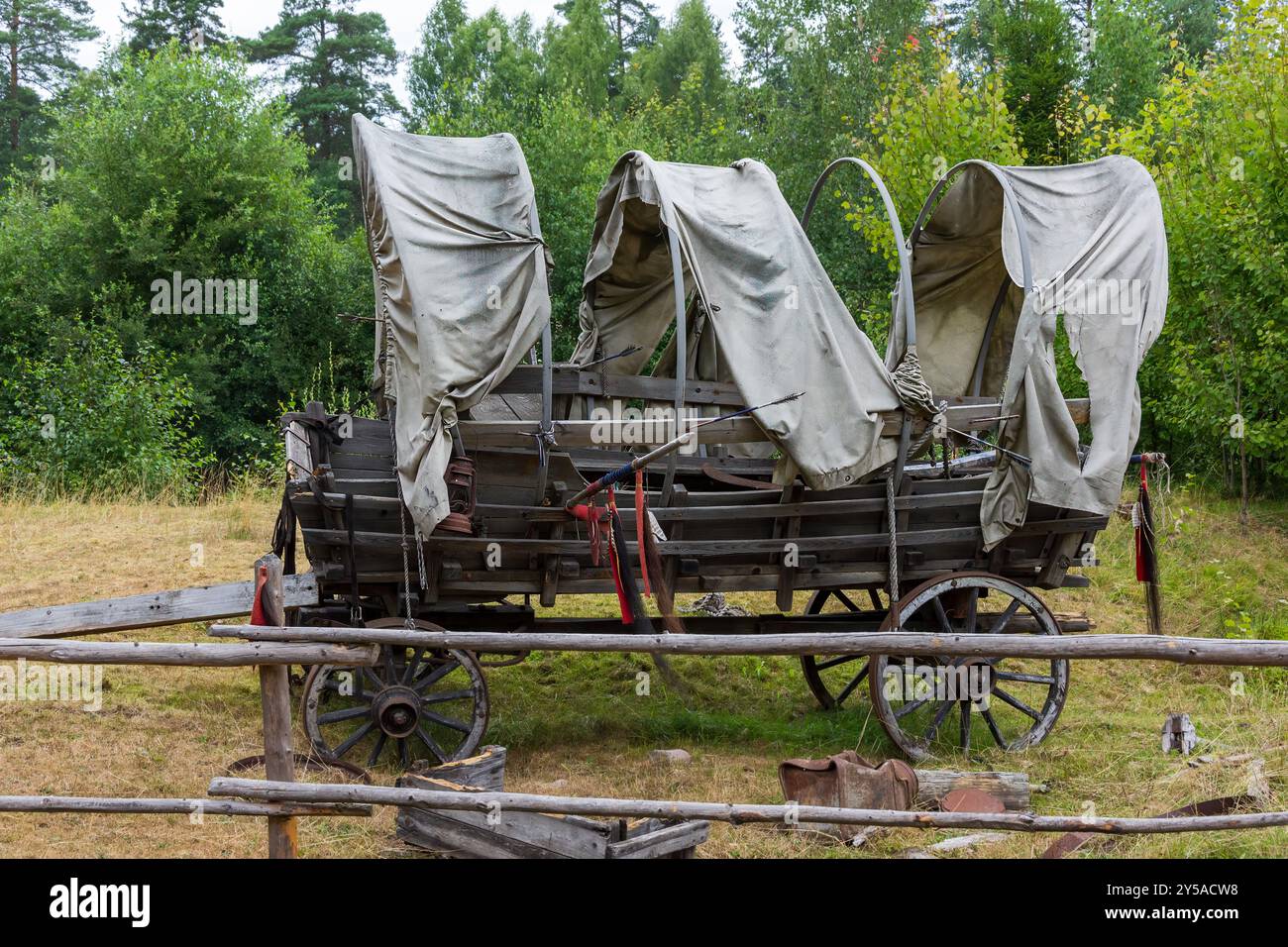 Wrecked cart hi-res stock photography and images - Alamy