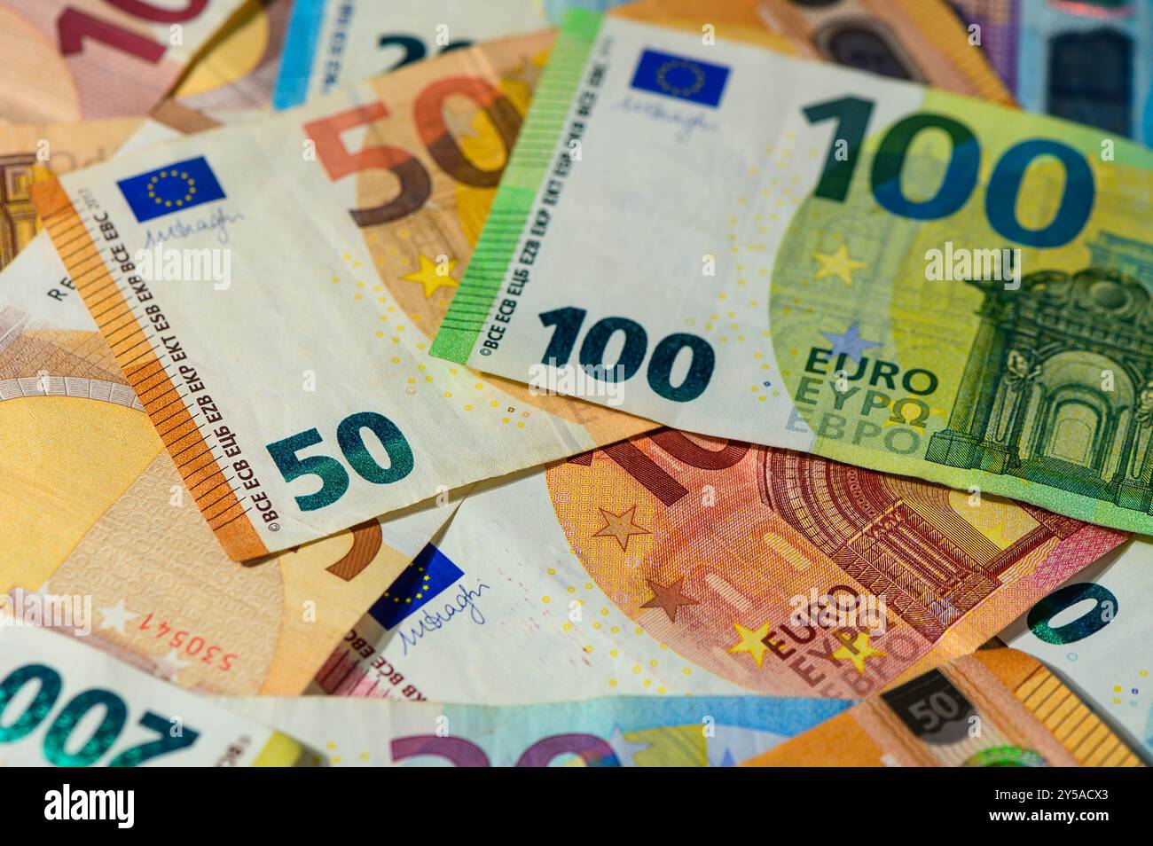 Fifty lots hi-res stock photography and images - Alamy