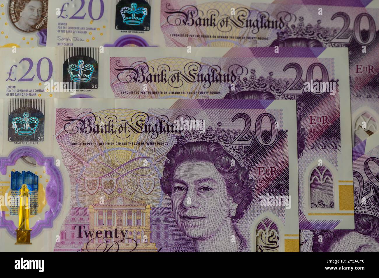 Gbp british pounds currency symbol hi-res stock photography and images ...