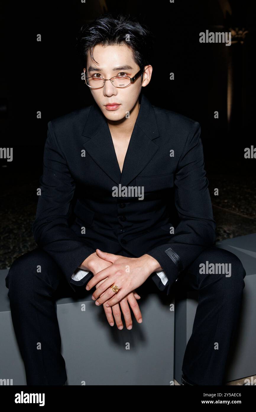 Milan, Italien. 20th Sep, 2024. Wang An-yu attends VERSACE Spring ...