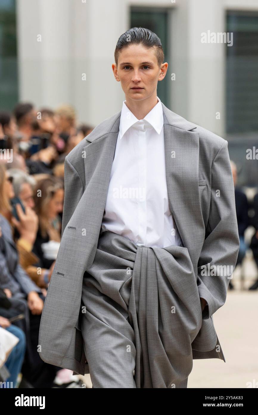 A model walks the runway at the Calcaterra fashion show during the ...